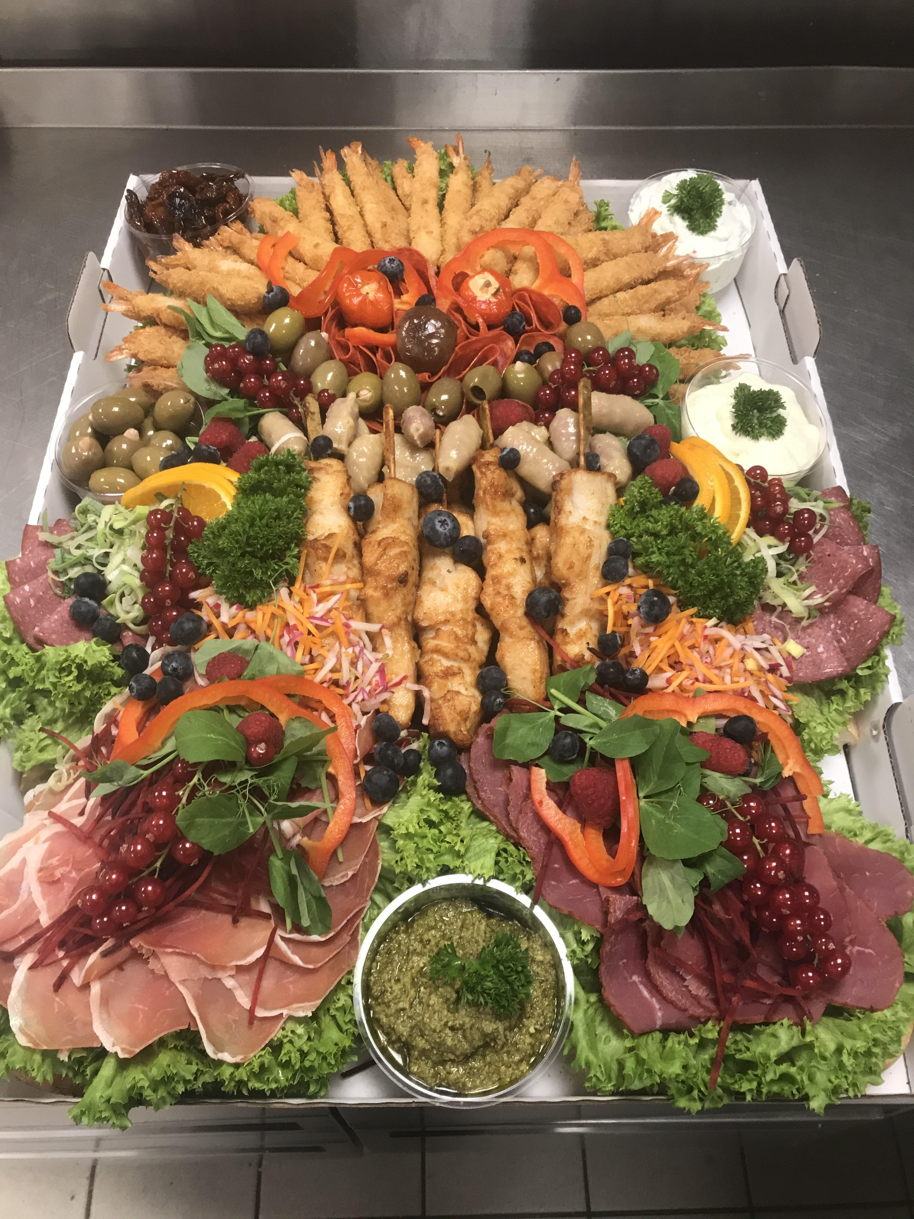 MENY Rønde | buffet-og-anretninger