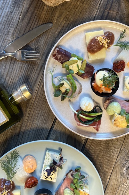 FANDANKO | Takeaway | Tapas 2Go | Aalborg | 8 retter og dejligt brød